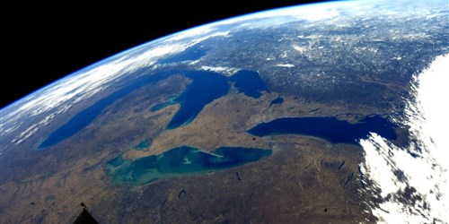 Le pôle nord magnétique se déplace beaucoup trop vite: l'explication de ...