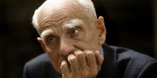 L'écrivain italien Alberto Moravia de retour avec 4 de ses chefs-d'oeuvre