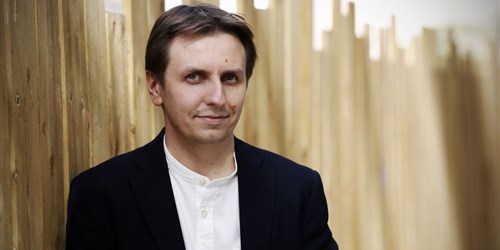 Thomas Lacôte dans les méandres du temps